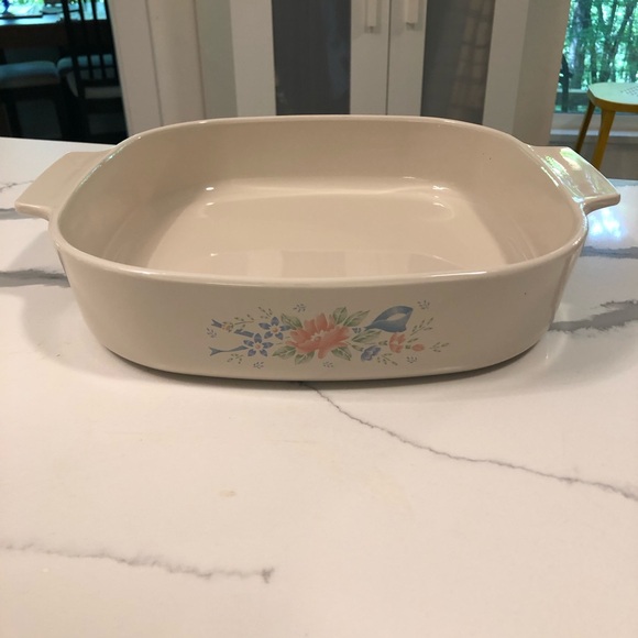 Corningware | Kitchen | Corning Ware Ab 25 Liter Symphony Casserole ...